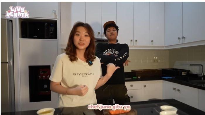 Livy Renata dan Nopek Novian Masak Salmon Steak, Gimana Caranya Memasak ...