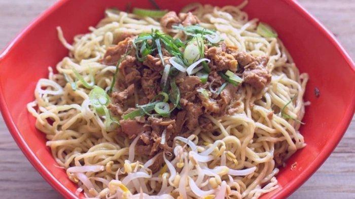 5 Tempat Makan Siang Super Enak di Jogja, Nikmatnya Mi Ayam Afui, Ini ...