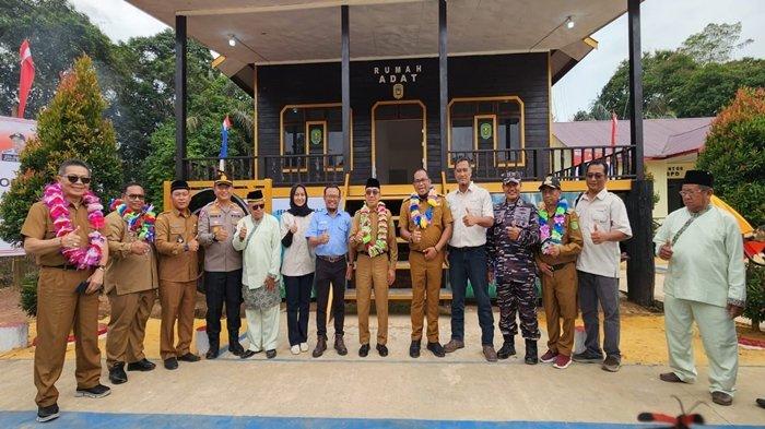 Rumah Adat Kutai di Desa Tepian Langsat Selesai Dibangun PT BPN, Bupati ...