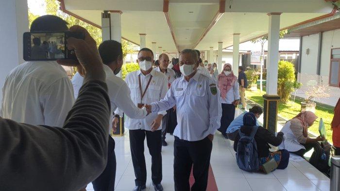 Pj Sekda Berau Sidak ke OPD dan Unit Pelayanan Kesehatan, Temukan ASN tak Masuk Kerja ...
