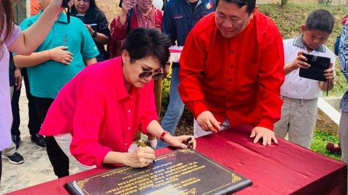Monumen "Bapa dan Anak Rohani" Diresmikan, Pdt Samuel Kusuma Ingatkan ...
