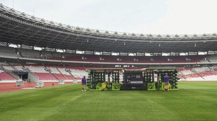 Rumput Stadion GBK Dirawat Jelang Indonesia vs Vietnam Grup F ...