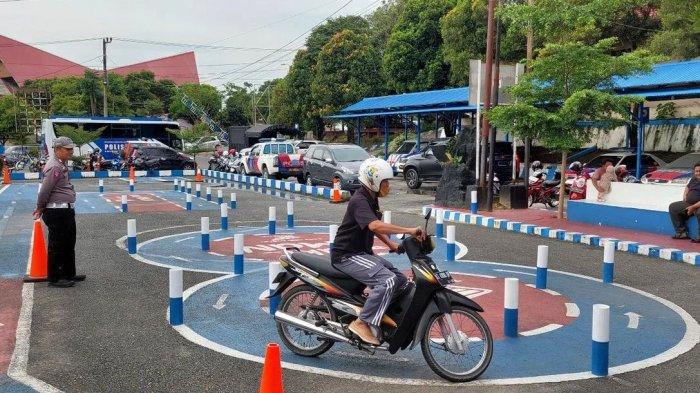 Praktik Berkendara di Lintasan Zigzag Bakal Dihapus Saat Ujian ...
