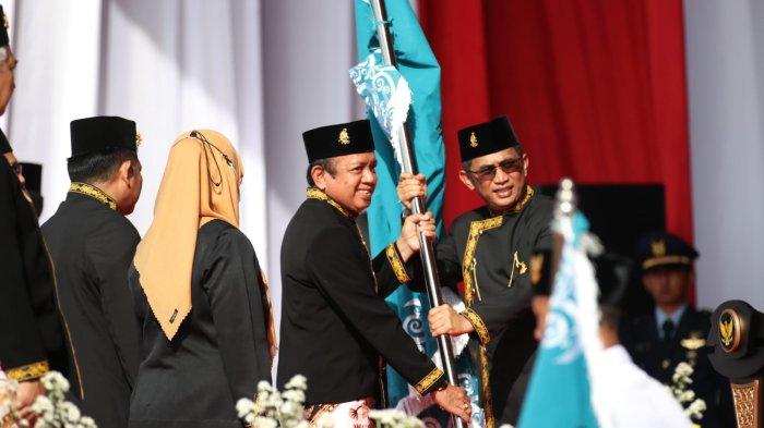 Wali Kota Balikpapan Rahmad Mas'ud Beri 16 Panji dan 20 Trofi Keberhasilan Pembangunan ...