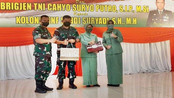 Pisah Sambut Danrem 091/ASN, Brigjen TNI Cahyo Suryo Saputro Titip Pesan ke Penggantinya ...