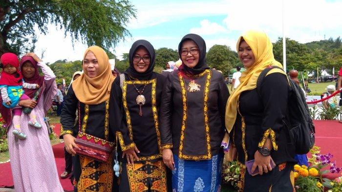 Ini Tampilan Baju Takwo, yang Jadi Pakaian Khas Kota Balikpapan ...