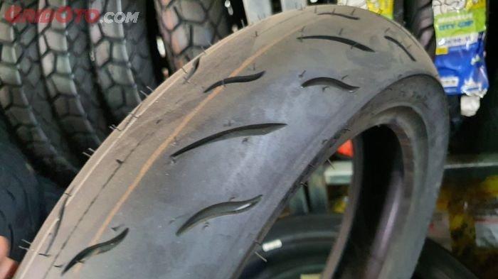 Musim Hujan, Simak Tips Memilih Tapak Ban Motor yang Cocok buat Melibas ...