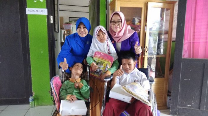 Haru, Para Ibu Berpantomim Hibur Anak SLB - Tribunkaltim.co Haru, Para Ibu Berpantomim Hibur Anak SLB - Tribunkaltim.co