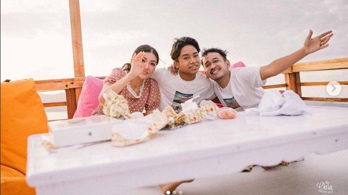 Betrand Peto Ungkap Perasaan Terdalamnya Kala Unggah Foto Cantik Sarwendah - Tribunkaltim.co