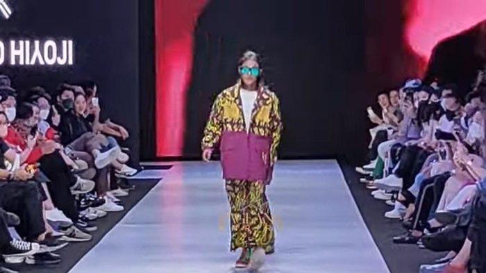 Catwalk dengan Artis Ternama di JF3 2022, Bonge Citayam Bak Model Profesional - Tribunkaltim.co