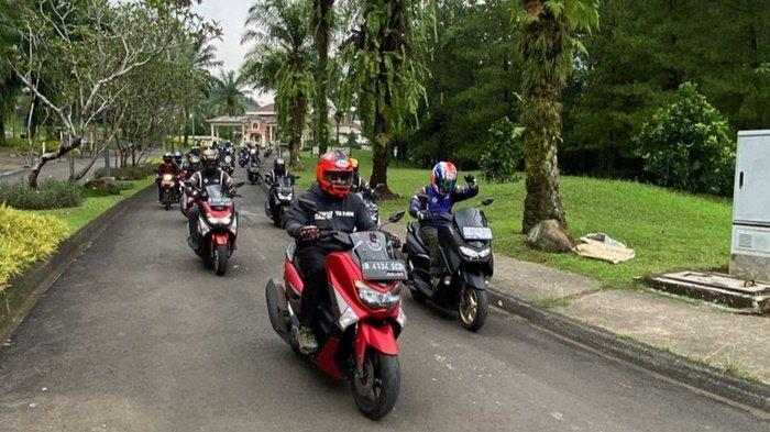 Motor Kesayangan Sering Dipakai Turing? Beginilah Ciri Oli Mesin yang ...