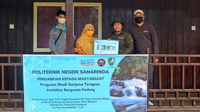 Pengabdian Masyarakat Prodi Arsitektur Polnes, Mendesain Spot Foto ...