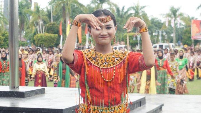 Mengintip Kekayaan Ragam Budaya Kutai Timur dalam Seni Tari ...