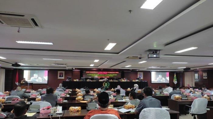 Paripurna ke 6 DPRD Kaltim Bahas Ranperda yang Diusul Pemprov Kalimantan Timur - Tribunkaltim.co