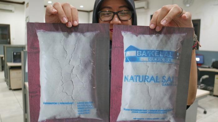 Warga Krayan Keberatan Garam Gunung Kebanggaan Disebut Mirip Sabu ...