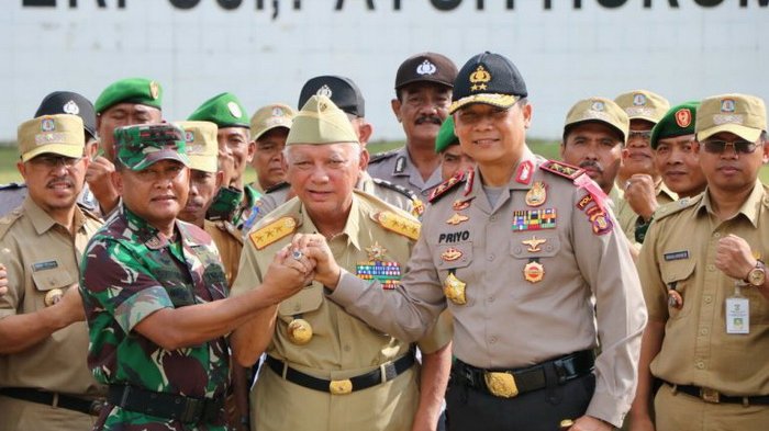 FAKTA Lain di Balik Kabar Mantan Gubernur Kaltim Awang Faroek Meninggal ...