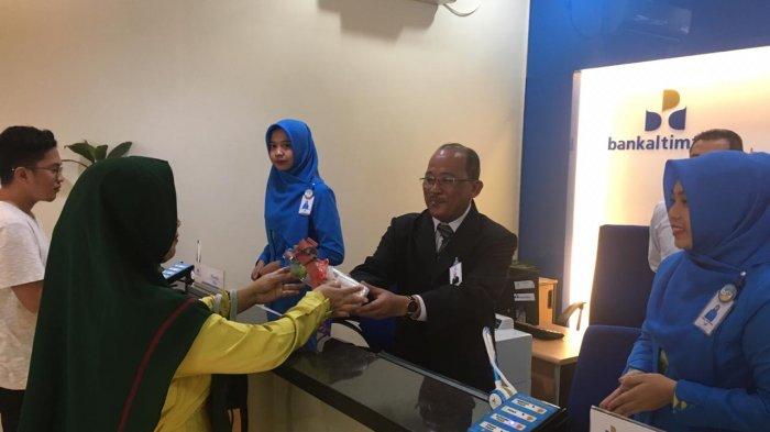 Tingkatkan Pelayanan Kepada Nasabah, Hairuzaman : Kembangkan Digital ...