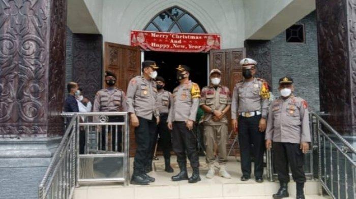 Perayaan Natal 2021, Kapolres Cek Sejumlah Gereja di Kubar - Tribunkaltim.co