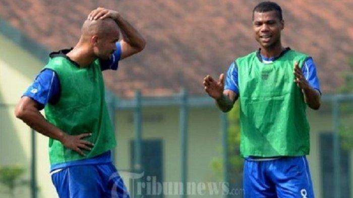 Pensiun dari Sepak Bola, Mantan Bintang Persib Bandung kini jadi ... Pensiun dari Sepak Bola, Mantan Bintang Persib Bandung kini jadi ...