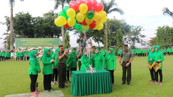 Bazar hingga Pertandingan Tenis Meja Meriahkan HUT Persit Kartika ...