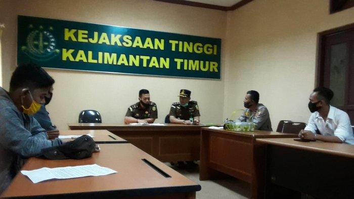 GMPKK Gelar Demo Depan Kantor Kejati Kaltim, Tuntutan Usut Dugaan ...