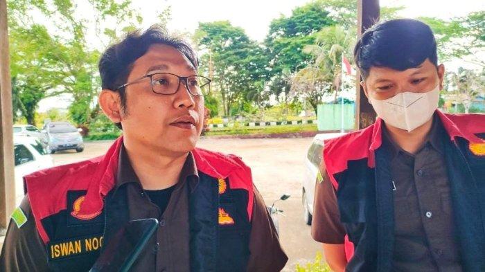 Kejari Kantongi Sejumlah Bukti Kuat Dugaan Korupsi di Disperkimtan ... Kejari Kantongi Sejumlah Bukti Kuat Dugaan Korupsi di Disperkimtan ...