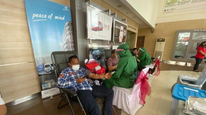 Dealer Auto 2000 Cabang MT Haryono Balikpapan Gelar Donor Darah ...
