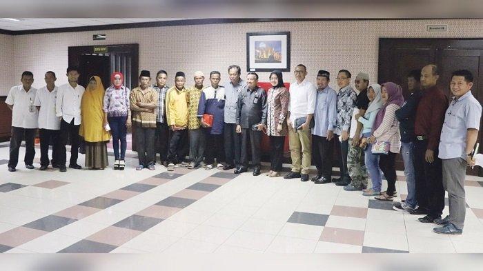 Tambak Udang Ddiuga Tercemar Limbah, Petani Desa Sepatin Mengadu ke ...