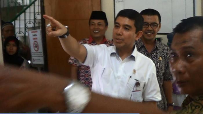 Perampingan PNS dengan Sistem Golden Shakehand - Tribunkaltim.co