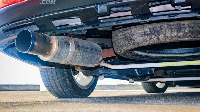 Moncong Knalpot Mobil Kerap Kali Terlihat Warna Hitam, Indikasi ...