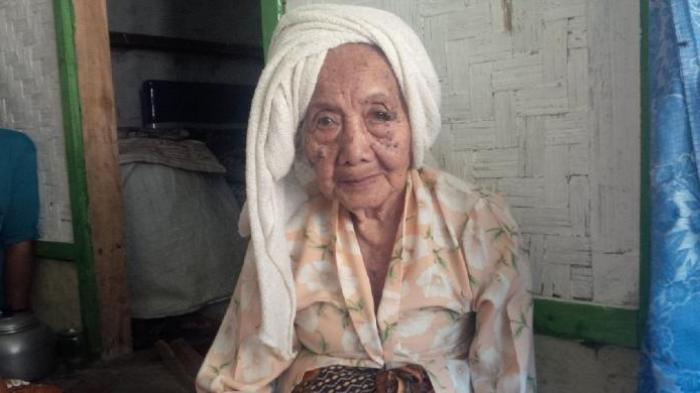 Nenek Asal Purwakarta Ikut Sayembara Manusia Tertua di Dunia ...