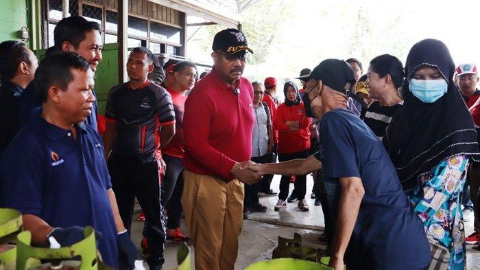 Bupati Kukar Edi Damansyan Pimpin Operasi Pasar Distribusi Gas LPG 3 Kg - Tribunkaltim.co