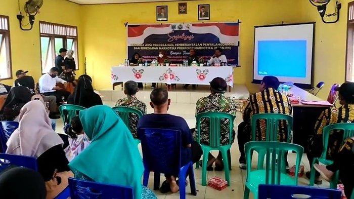 Sosialisasi P4GN-PN di Desa Saing Prupuk, Ketua BNK Paser Ajak Masyarakat Perangi Narkoba ...