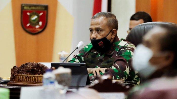 Penanganan Covid-19, Pangdam VI/Mulawarman Perintahkan Anggota TNI Bekerja Maksimal di Lapangan ...