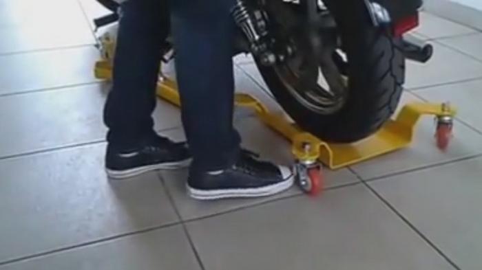 VIDEO – Inilah Alat Untuk Mengatasi Parkir Motor di Rumah - Tribunkaltim.co