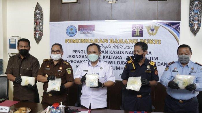 BNNP Kaltim Musnahkan 5,28 Kg Sabu, Barang Bukti Diblender - Tribunkaltim.co