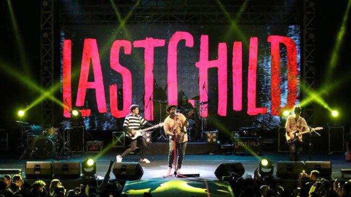 Penampilan Last Child Bikin Galau Pengunjung Tennis Center Court ...