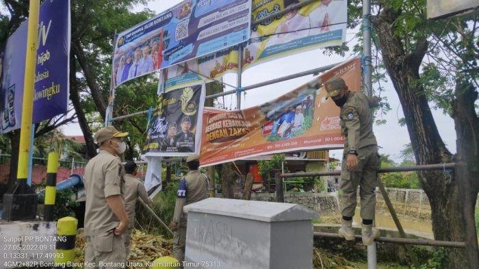 Satpol PP Bontang Tertibkan 97 Reklame Tak Berizin, Tidak Punya Stiker Lunas Pajak - Tribunkaltim.co