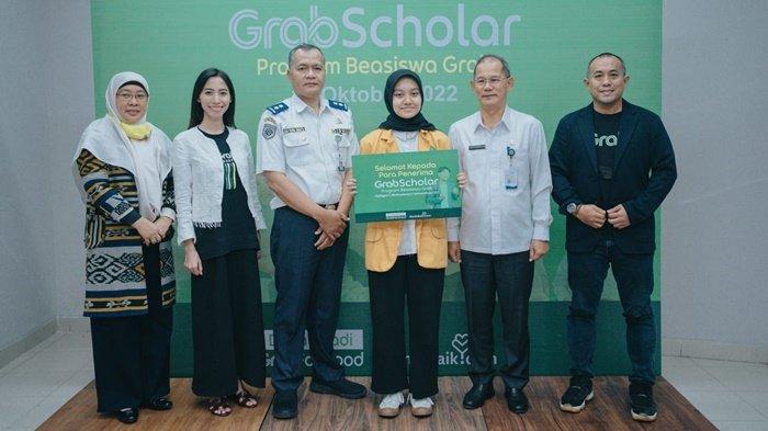 Para Anak Mitra Berprestasi di Kalimantan Timur Raih Beasiswa Grab - Tribunkaltim.co
