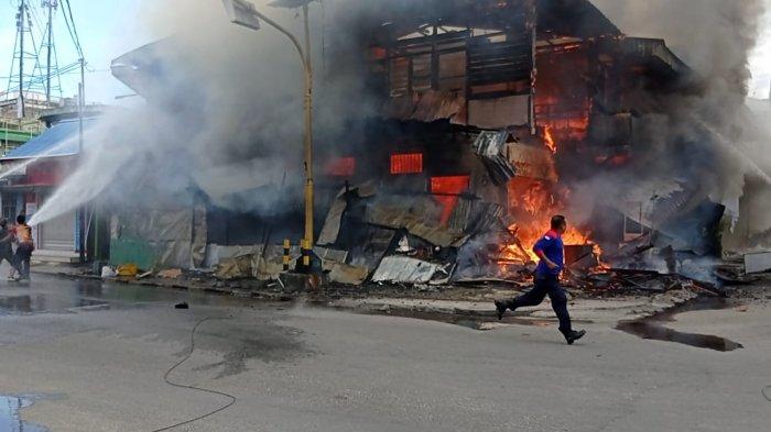 3 Bangunan Semi Permanen Hangus Terbakar di Jalan Ahmad Yani Nunukan, Penyebab Masih Diselidiki ...
