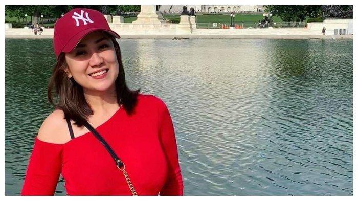 Tante Pemersatu Bangsa Blak-blakan Lebih Pilih Hotman Paris Ketimbang Ariel Noah, Feni Rose Geli ...