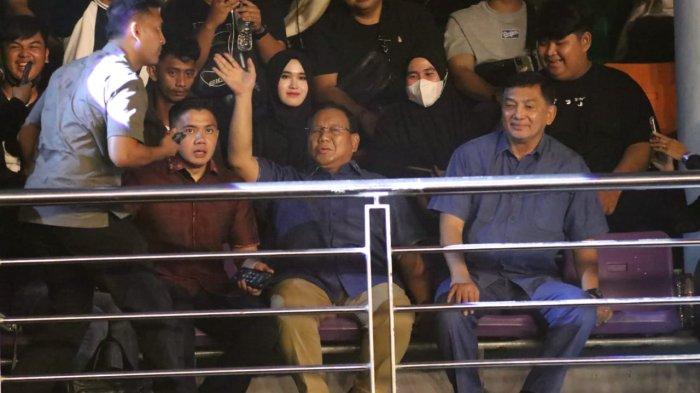 Ahmad Dhani di Konser Dewa 19 Ucapkan Terima Kasih Balikpapan, Ari Lasso Sapa Prabowo Subianto ...