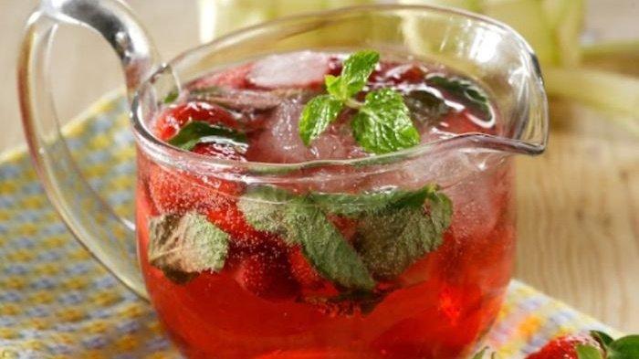 Resep Apel Punch Mix Strawberry, Minuman Segar Praktis dengan Tampilan ...