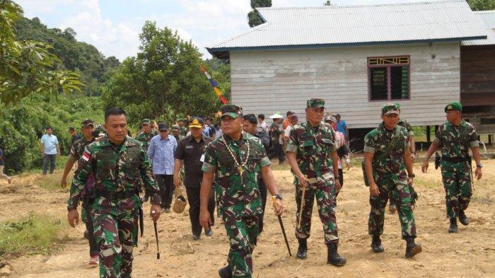 TNI Gelar Operasi Teritorial di Kawasan Perbatasan RI-Malaysia, Ini ...