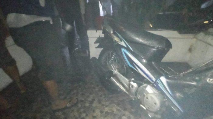 Kebakaran di Balikpapan, Tiga Unit Sepeda Motor Ludes Tinggal Rangka ...