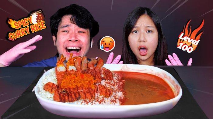 Makan Super Pedas Lagi! Sisca Kohl dan Jess No Limit Mukbang Nasi Kari Jepang Level 100 Full ...