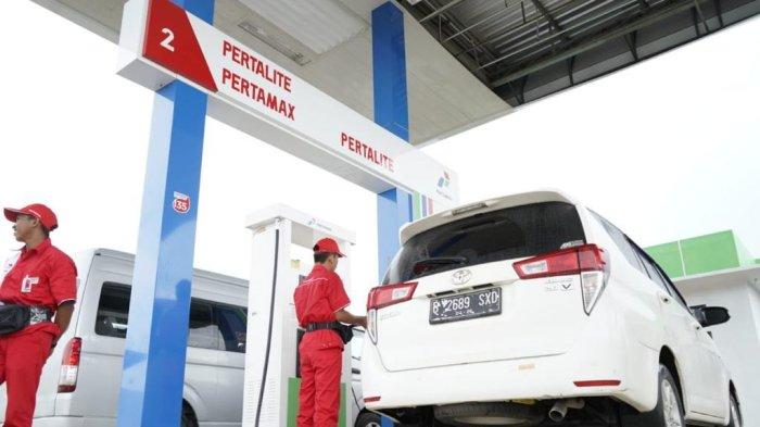 Naik Lagi! Lengkap Harga BBM Terkini Pertalite, Solar, Pertamax ...