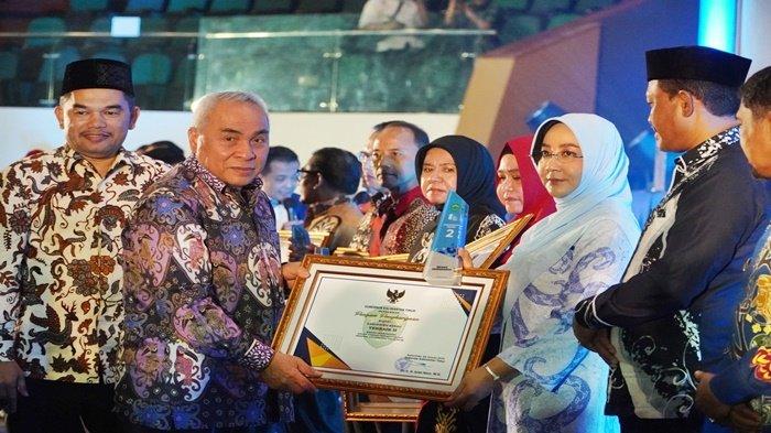 Berau Raih 15 Trophy Peringkat II dan III Keberhasilan Pembangunan - Tribunkaltim.co