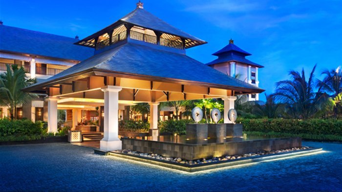 Mengintip Ruang-ruang Mewah Resor yang Akan Diinapi Raja Arab ...