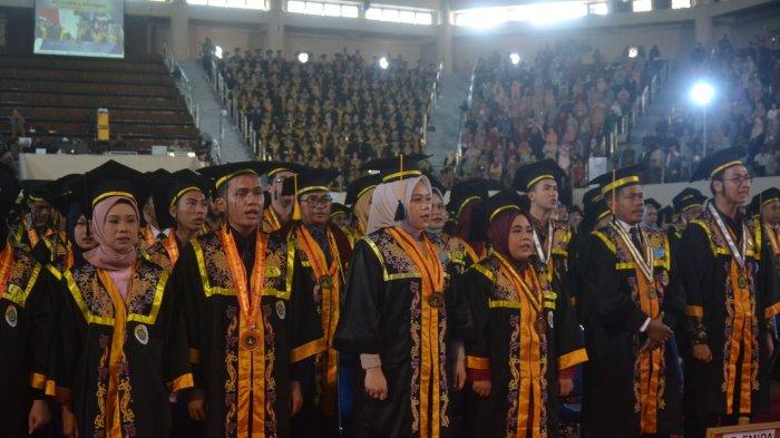 Foto Foto Wisuda Universitas Mulawarman Gelombang Dua Tahun 2023 Cetak 1515 Alumni 